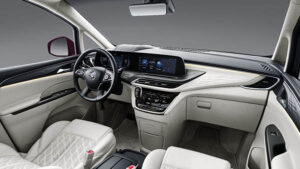 Buick GL8 Minivan interior - BurlappCar